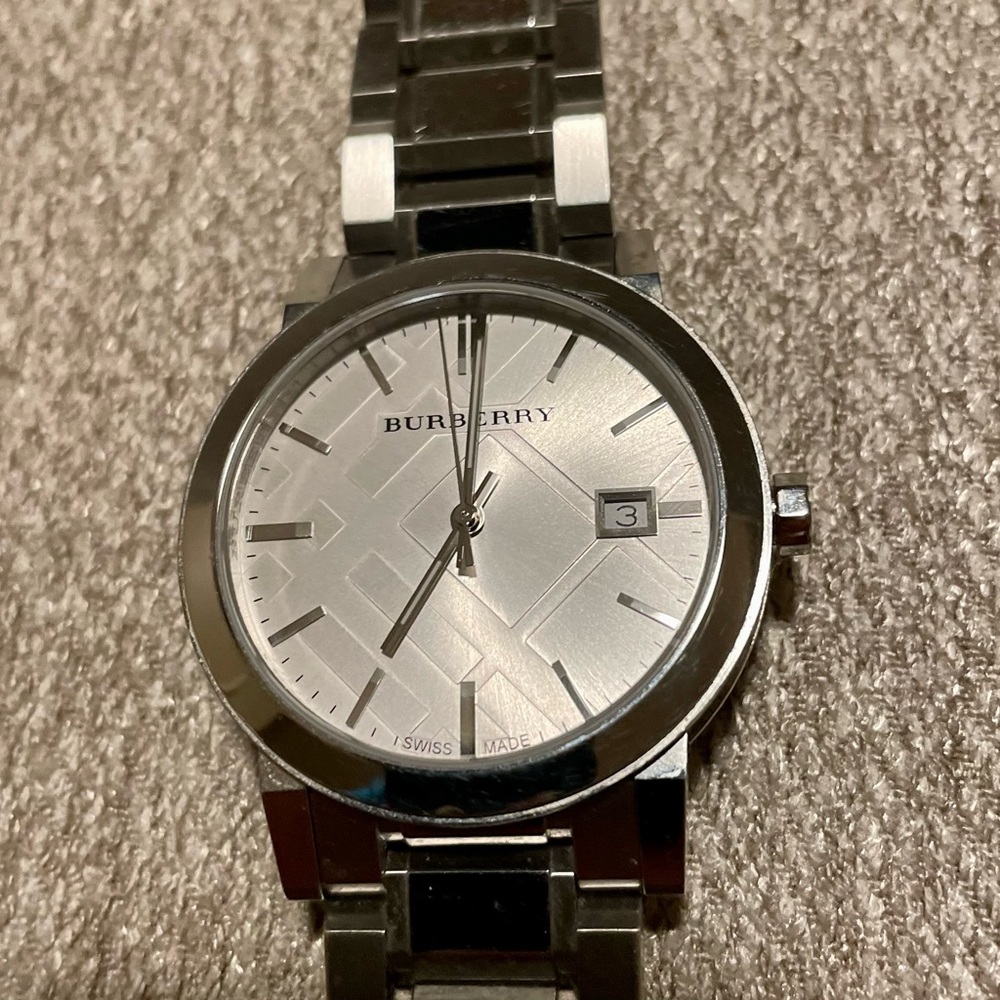 Silver Burberry Watch Swiss Made - Gem